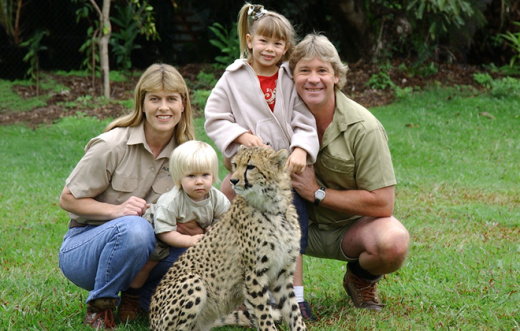 The Irwin Family - Australia Zoo - Meet Steve, Terri, Bindi and Robert ...